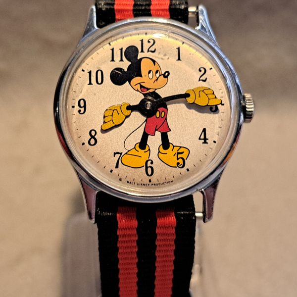 A Very Very Nice Vintage 1969 Timex Mickey Mouse Watch 3010-2469 ...