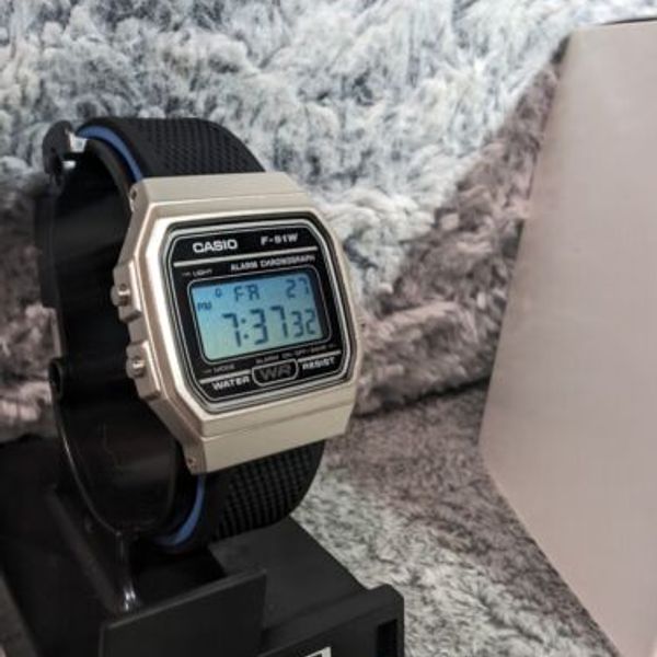 Casio F-91w Custom With Gradient BLUE/SILVER Screen Sm Tactical Stealth ...