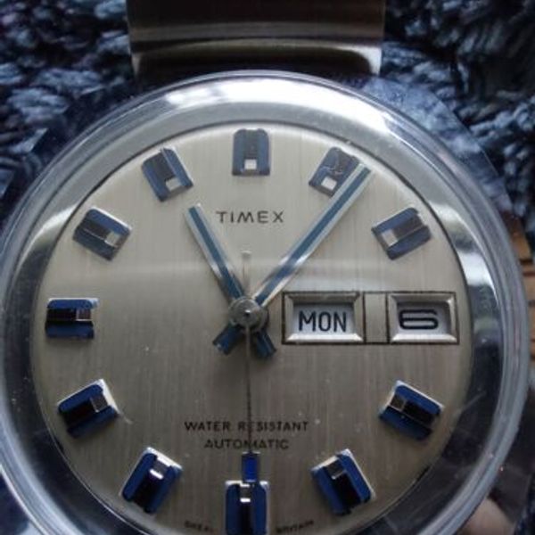 Vintage Timex Watch Mens Automatic Day Date 70s 1973 Chunky Blue Hands ...