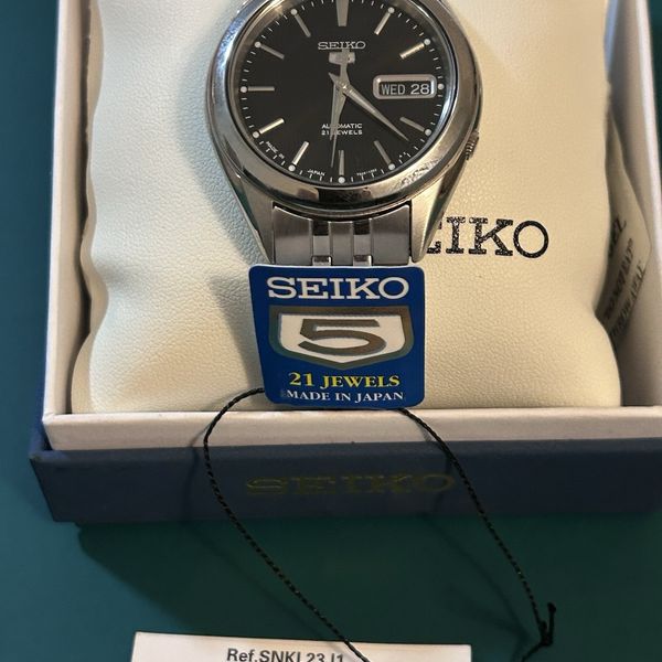Seiko 5 Automatic 21 Jewels Stainless Steel Black Dial SNK361K1 30M ...