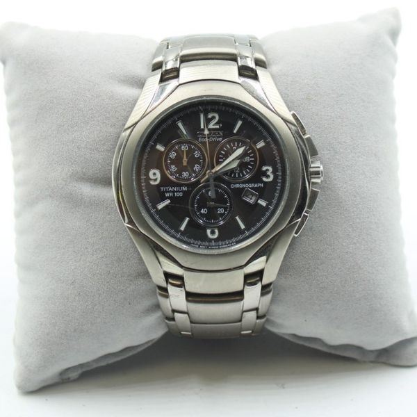 CITIZEN Eco-Drive H500 Titanium Chronograph Solar Light Wristwatch ...