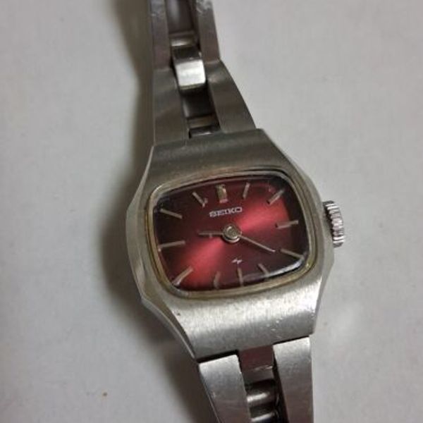 Vintage Working 1970's Seiko Ladies 18mm Manual Hand Wind Watch Red ...