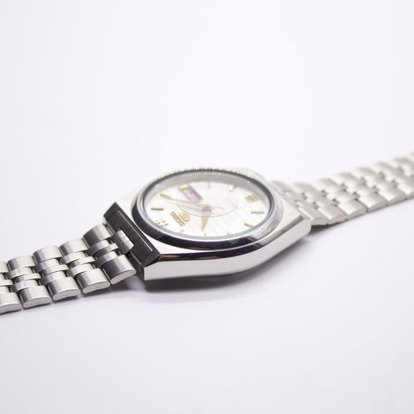 [WTS] 2000 Seiko 5 Pearl White Linear Dial Men's Wrist-Watch W/Box ...