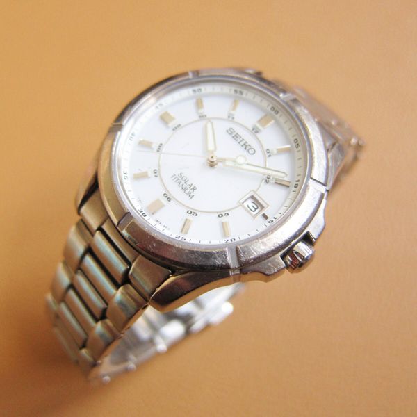 SEIKO V145-0AX0 Solar Titanium Mens Watch with White Dial (JDM ...