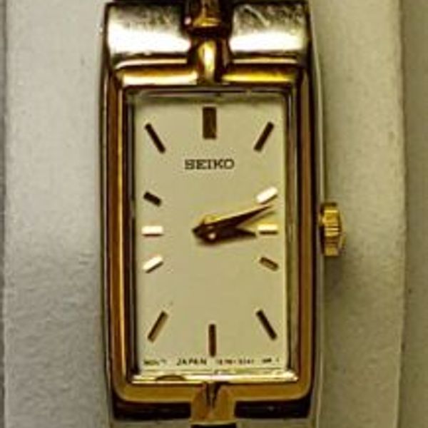 Vintage Ladies Seiko Quartz Gold Tone Watch 2E20-7479 | WatchCharts Marketplace