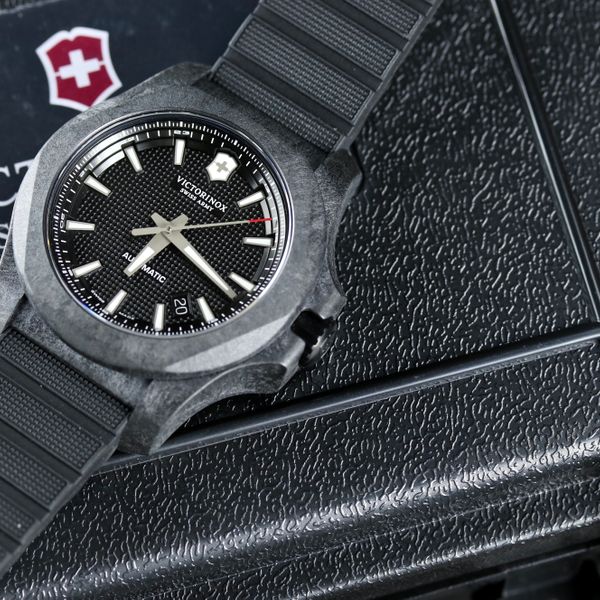Victorinox Inox Carbon/Titanium Automatic $800 | WatchCharts Marketplace