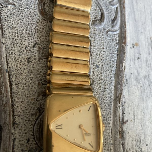 VTG Seiko Triangle Dial Ladies Watch | WatchCharts Marketplace