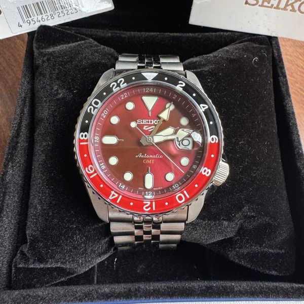 Seiko 5 Sports Automatic GMT Passion Red Limited Edition 1000pcs Watch ...