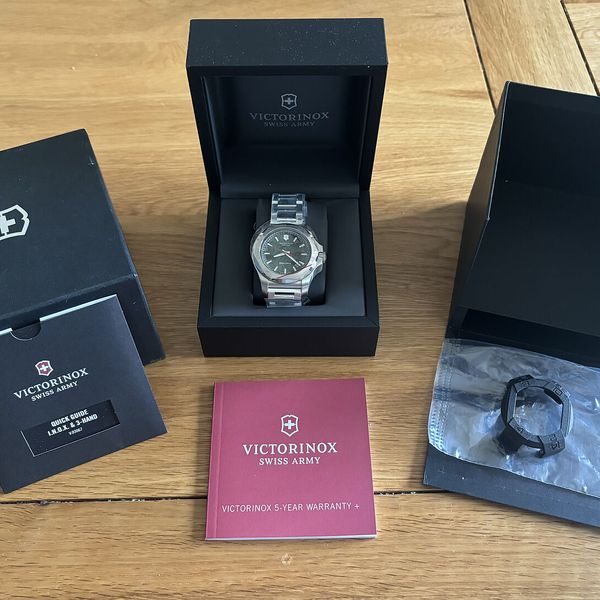 VICTORINOX INOX Men’s Diver Quartz Watch Green Dial Mint | WatchCharts ...