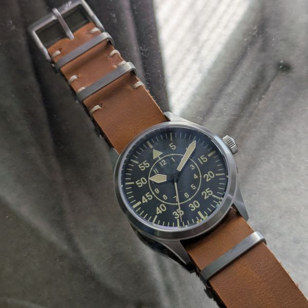 FS: Island Watch Co Islander ISL-227 B-type Pilot watch, bracelet ...