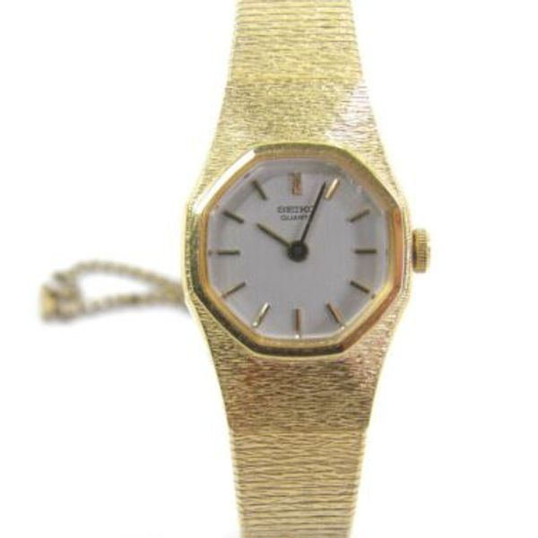 Vintage Ladies Seiko 2020-6510 gold tone quartz dress wrist watch | WatchCharts Marketplace