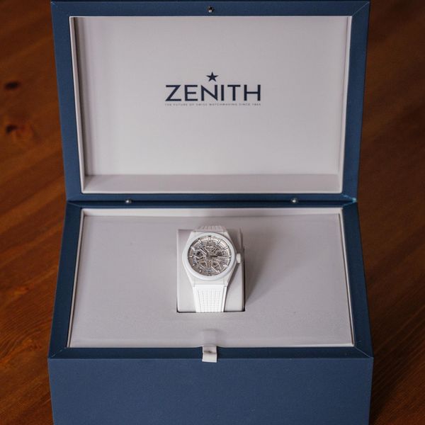 Zenith Defy Classic White Ceramic ref: 49.9002.670/01.R792 ...