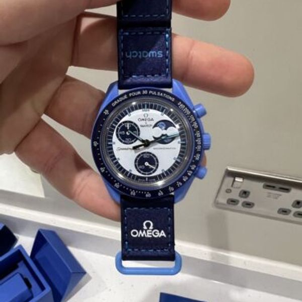 Omega Moonswatch - Mission To The Super Blue Moonphase | WatchCharts ...