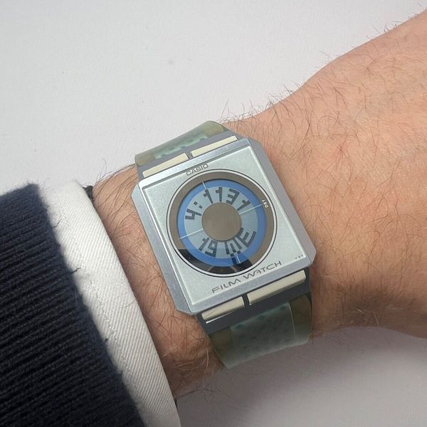 Casio Pela Film Watch 2FS-02 Vintage Slim Quartz Digital Watch ...