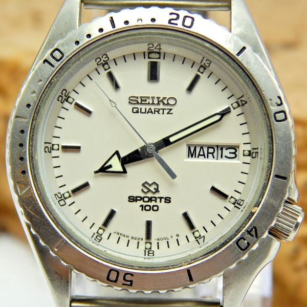 Vintage Seiko SQ Quartz Sports 100 Divers watch 8229-600B Stainless ...