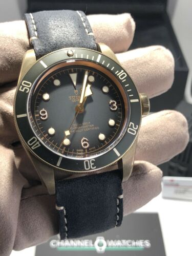 Tudor Black Bay Bronze patina watch 2019 full set 79250BA MINT 43mm ...