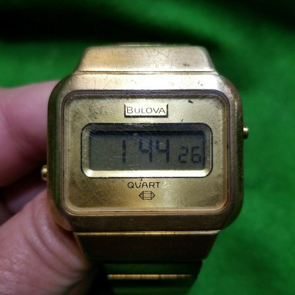 VINTAGE 70's MENS BULOVA N7 LCD WATCH WORKS 247 DUAL CELLS TO RESTORE ...