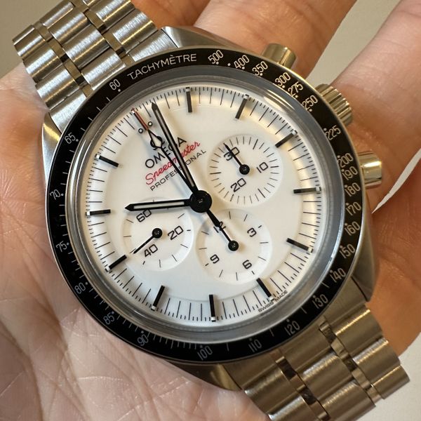 FS 2024 Omega Speedmaster Moonwatch White Dial | WatchCharts Marketplace