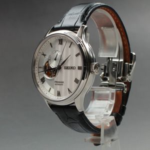 Seiko Presage 4R39-00W0 Automatic White Men's Watch Unreal Seiko Presage 4R39-00W0 Automatic White Men's Watch Unreal