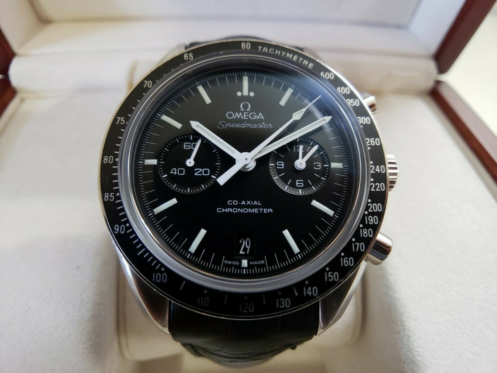 Omega Speedmaster Moonwatch Co-Axial Automatic Chronograph 44.25mm ...
