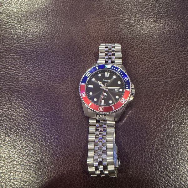 Casio Duro MDV106 Marlin Logo Blue/Red Pepsi Jubilee Bracket Watch ...