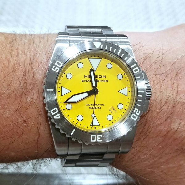 [$450 USD] FS: HELSON SHARK DIVER 40mm YELLOW DIAL/STEEL LUMED BEZEL ...