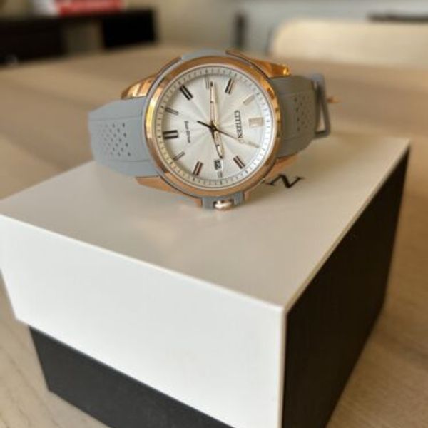 Citizen Weekender Pink Gold-Tone Stainless Steel Ladies Watch Eco-Drive ...