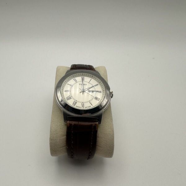 Timex Watch Mens 38mm Day Date Roman Index Indiglo Quartz New Battery 8 ...