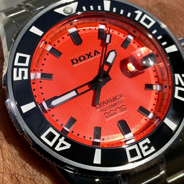 [WTS] DOXA Ceramica Shark 300m orange diver w/box, papers, remaining ...