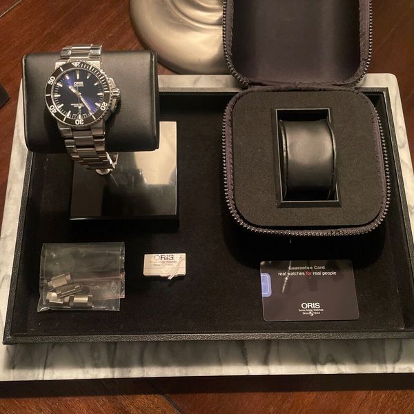 Oris Aquis Blue Dial Black Bezel 43mm Men's Watch - | WatchCharts ...
