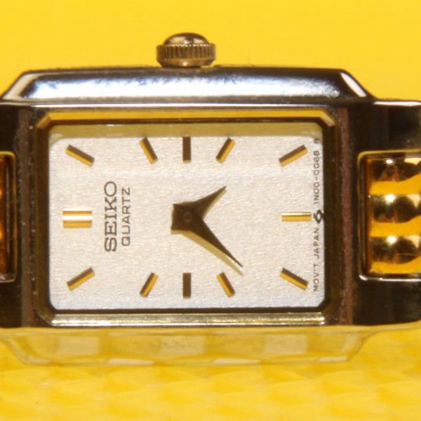 Women's SEIKO 1N00-5A99 Quartz Watch Stretch Band | WatchCharts