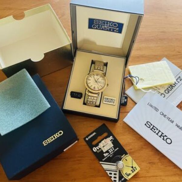 Seiko Box Timex Vintage Watch With Battery And Receipt Gold Chain ...