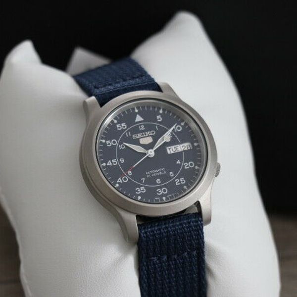 Seiko 5 SNK807 Automatic Watch | WatchCharts