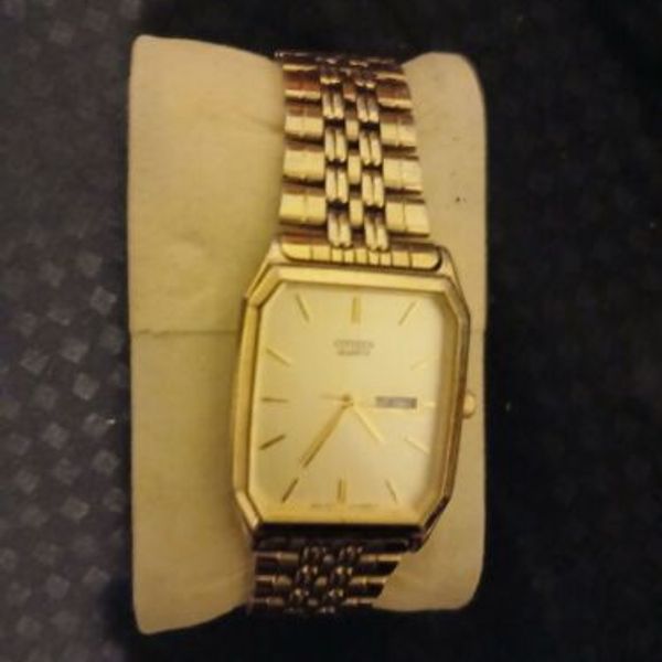 Vintage Citizen Menâ s Dress Watch Quartz Octagon Gold Tone W/Day ...