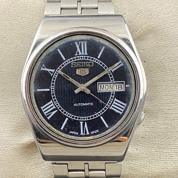 Vintage Seiko 5 Automatic 17 Jewels Cal.6309A Day-Date Men's Wrist Watch | WatchCharts Marketplace