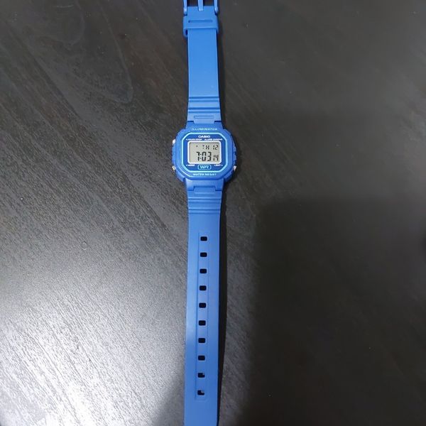 Casio LA-20 Kids' Watch | WatchCharts Marketplace