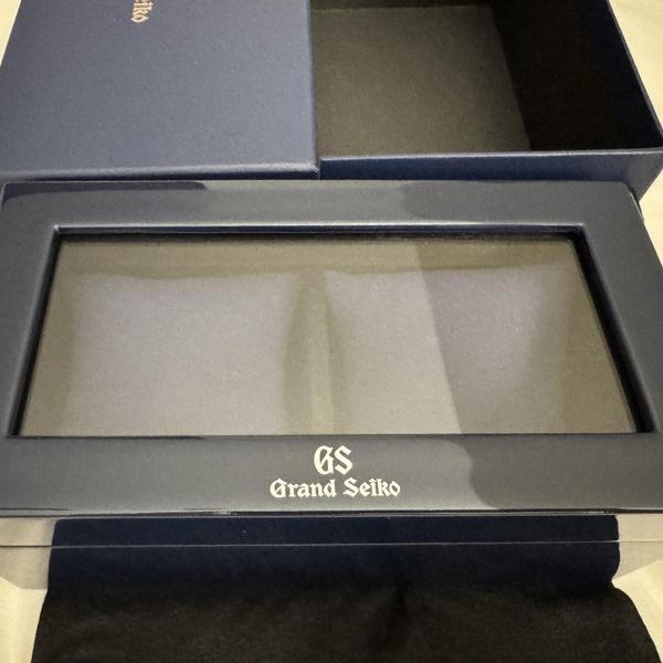 [WTS] New Grand Seiko 2 compartment watch box $400 | WatchCharts ...