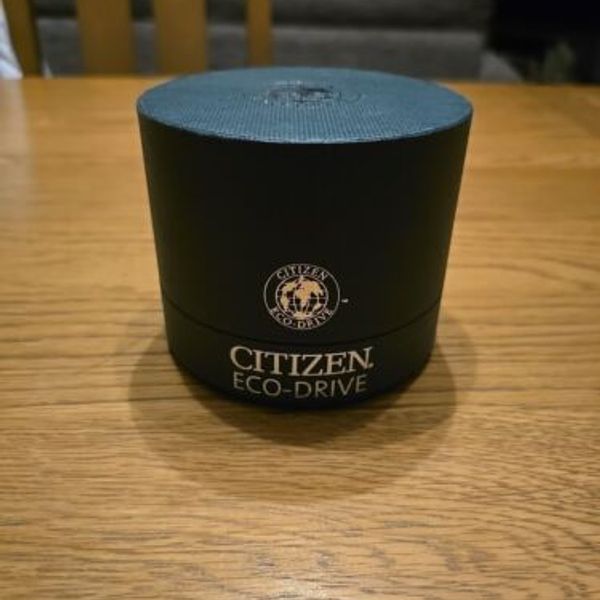 Citizen Eco Drive Watch Display Box | WatchCharts Marketplace