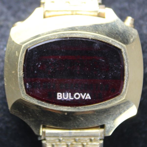1976 Bulova Computron Digital LED Quartz 27mm Watch - N6 - Vintage ...