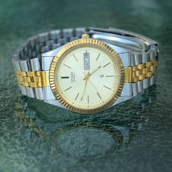 Vintage Citizen Quartz 6100-R00405 GN-4W-S Men’s Watch Working 35mm Day ...