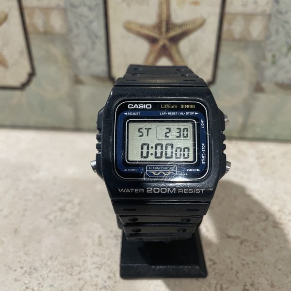 Casio DW-210 Diver Style Quartz 200M Japan Vintage | WatchCharts ...