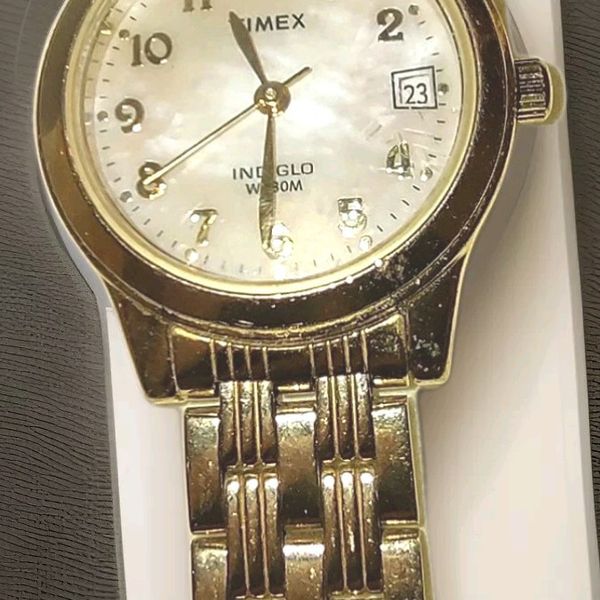 Ladies Timex Indiglo Gold Tone Mother of Pearl Watch Backlight & New ...