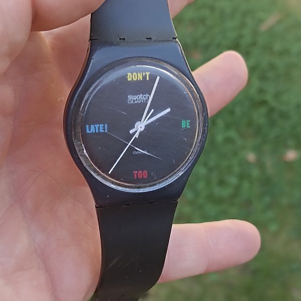 Swatch Watch 1984 Don't Be Too Late Vintage Watch GA100 | WatchCharts ...