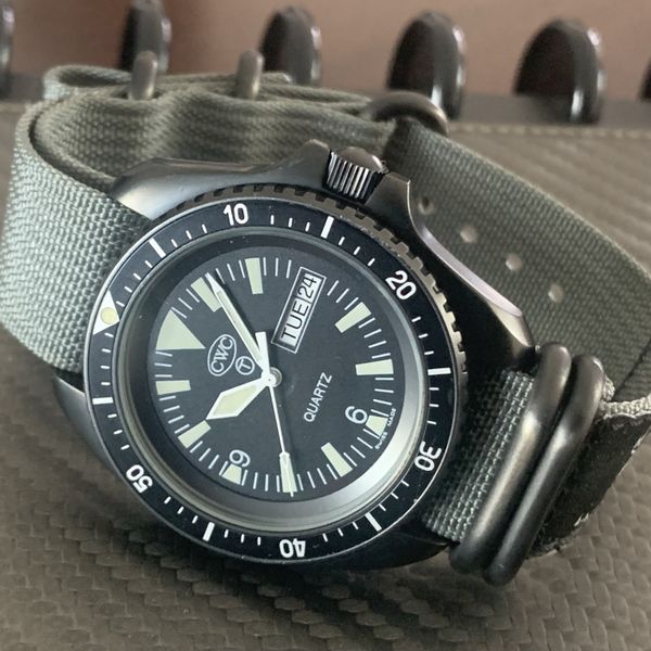 [$890 USD] CWC SBS 2004 T-dial | WatchCharts