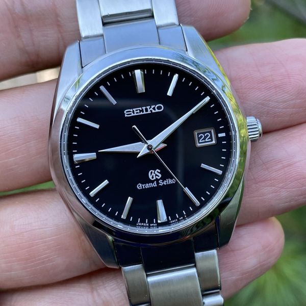 [$1,200 USD] Grand Seiko. Black Dial. 9F62 High Accuracy Movement ...