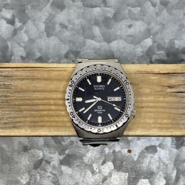 Seiko SQ 7123-8219 Sports 100 Black Dial Feb 1982, New Battery, Working ...