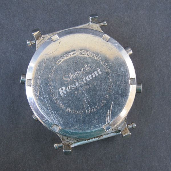 vintage CASIO DW-5200 original G-Shock, works! needs strap and bezel ...