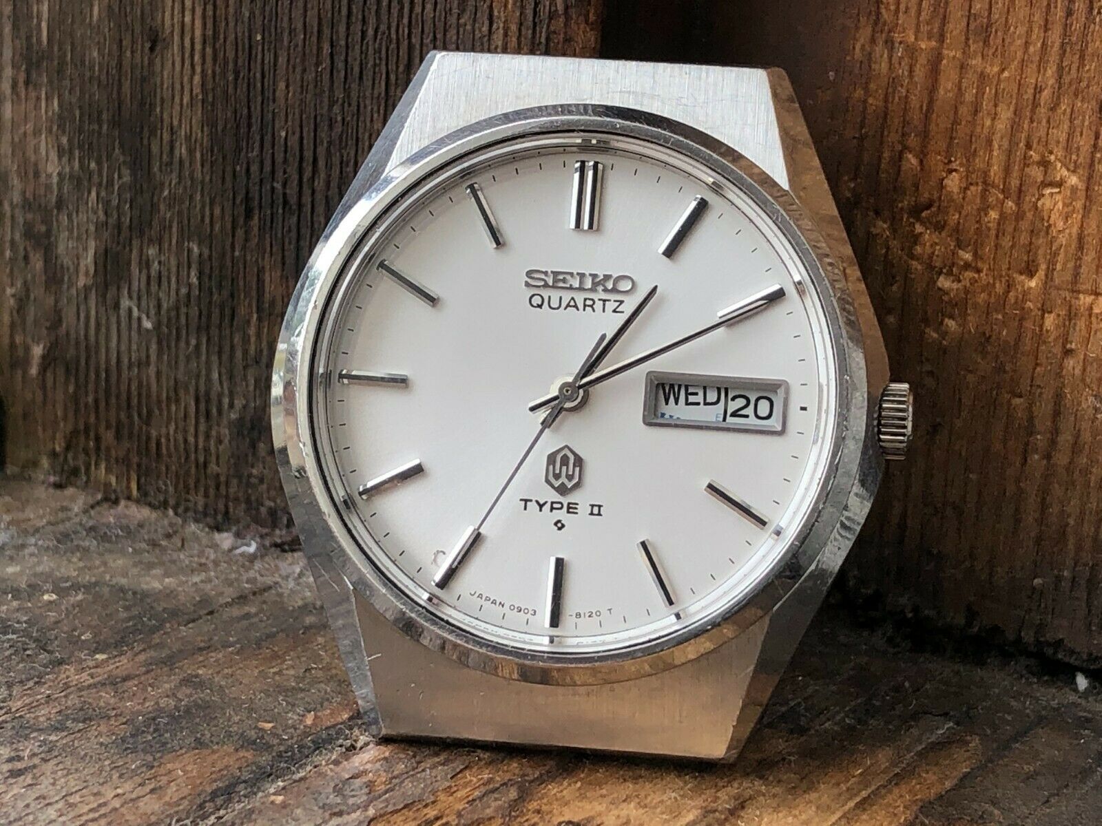 AUTHENTIC Nice Vintage Gents SEIKO QUARTZ TYPE II 0903-8120 Day/Date ...