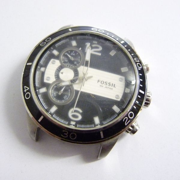Fossil wrist watch; multi-dial divers case; chromed steel; black bezel ...