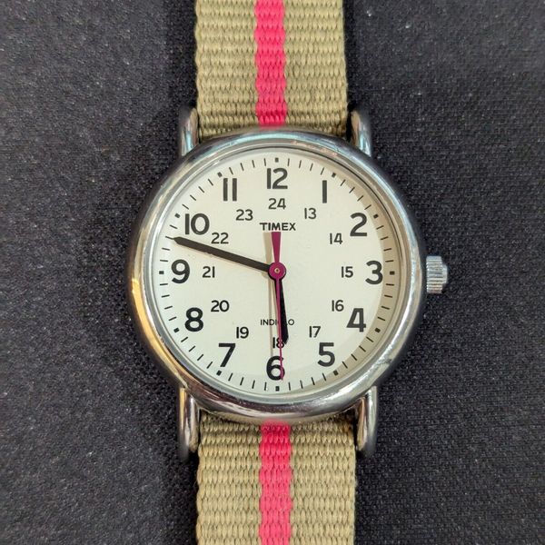 Womens Timex Indiglo Weekender 31mm Watch w/ Nylon NATO Strap & New ...